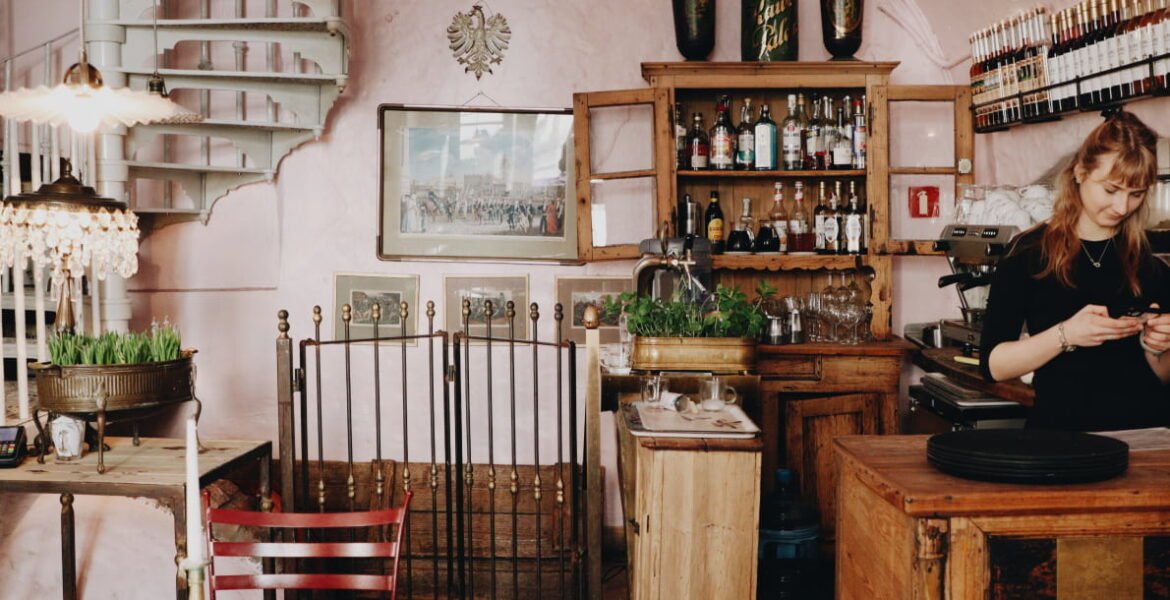 Camelot Cafe: o café mais legal da Cracóvia, Polônia – descobri por aí